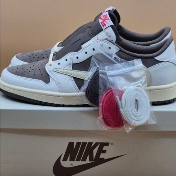 Nike | Shoes | Jordan Low Og X Travis Scott Reverse Mocha | Poshmark